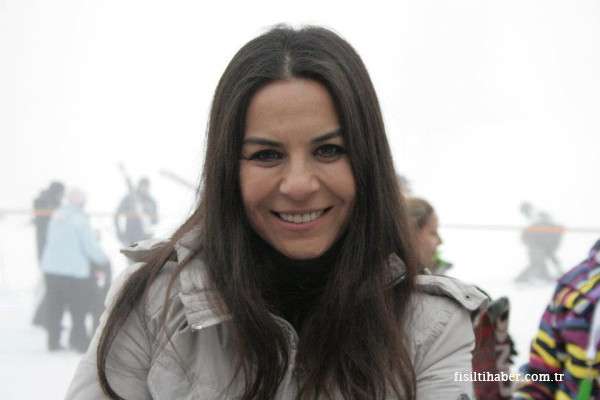 Oyuncu Filiz Taçbaş, milletvekili aday adayı oldu! haberi